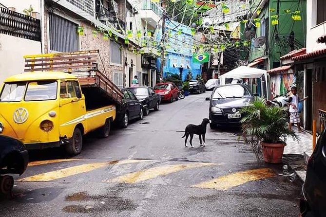A Socio-Educational and Gastronomic Experience in the Vidigal Favela - Engaging With the Vidigal Residents and Their Stories