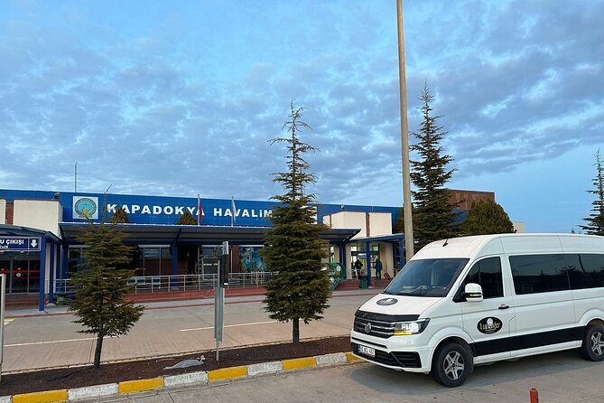 Airport Shuttle From Cappadocia Hotels to Asr/Nav Airports - Vehicle Amenities and Accessibility
