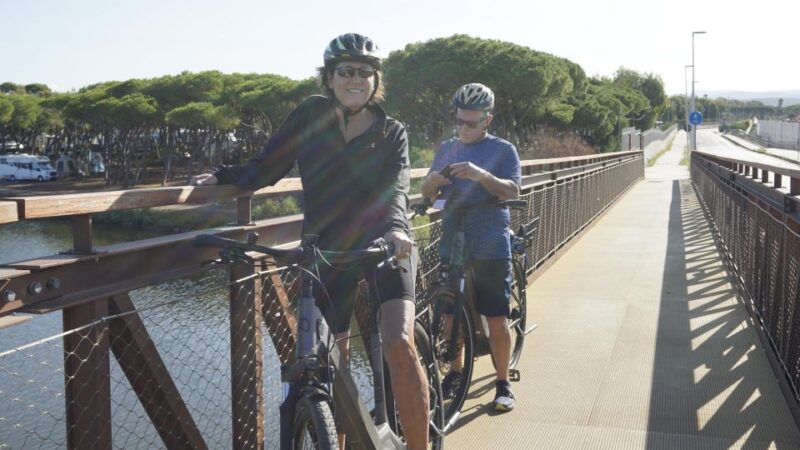 Alghero: Coral Coast E-Bike Tour With Aperitivo - Exploring the Historic Center of Alghero