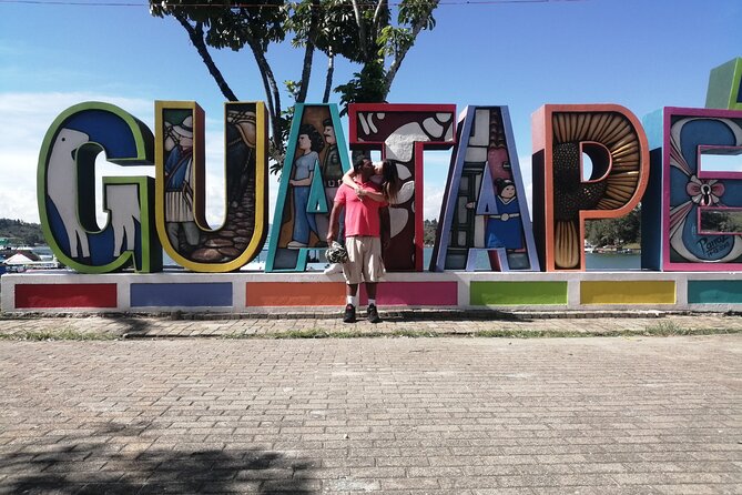Amazing Private Guatape Tour + Boat Ride + Helicopter & Rock - Traveler Reviews