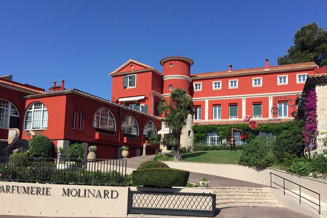 Bar of Fragrances Grasse - What to Expect During the Molinard Discovery Workshop