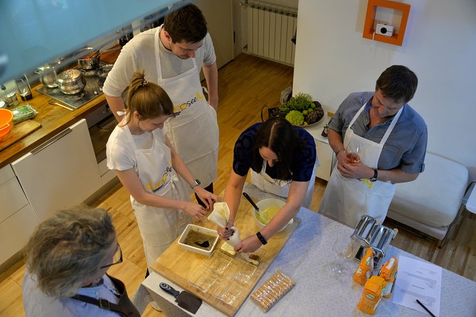 Bari: Home Cooking Class- Make Cavatelli & Capunti With Wine - Handcrafting Traditional Puglian Pasta
