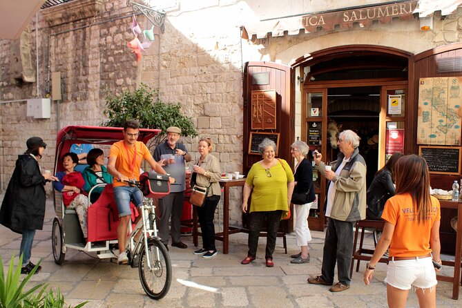 Bari Street Food Tour by Rickshaw - Highlights From the Reviews