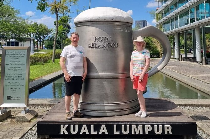 Batu Caves & Malaysian Handicraft Tour with Pewter & Batik - FAQ