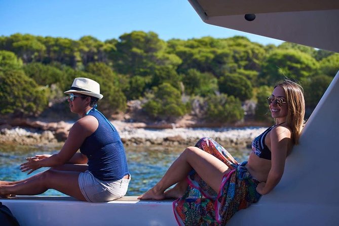 Blue Cave, Komiža, Stiniva Bay, Budikovac, Hvar Split Island Boat Tour - Group Size and Accessibility