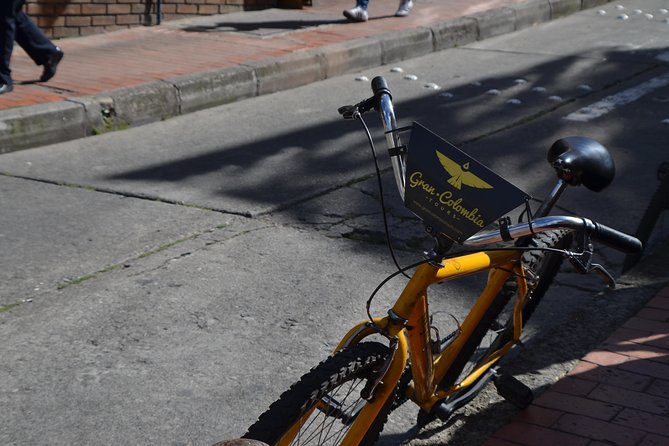 Bogotá Private Bike Tour With Transportation - Exploring Bogotás Vibrant Streets