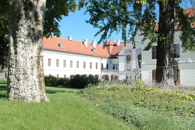 Budapest Gödöllő Palace Royal 'Sisi' Residence Half-Day Tour - Insights Into the Lives of the Royal Residents