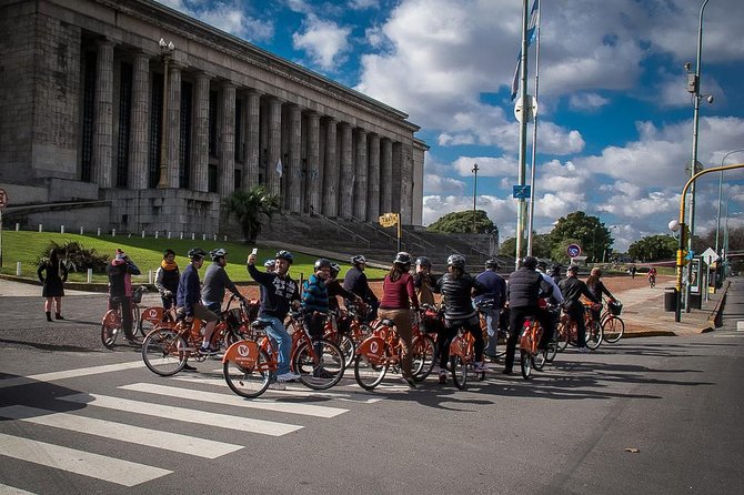 Buenos Aires Bike Tour: North Districts, Recoleta and Palermo - Electric Bike Option