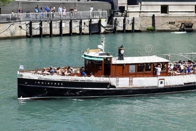 Chicago River Architecture Tour Aboard a Historic Yacht - The Practical Side: What to Expect