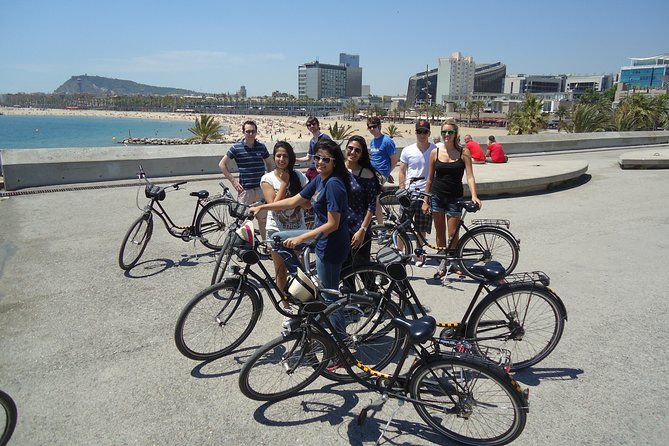 City Center Bike Tour in Barcelona - Inclusions