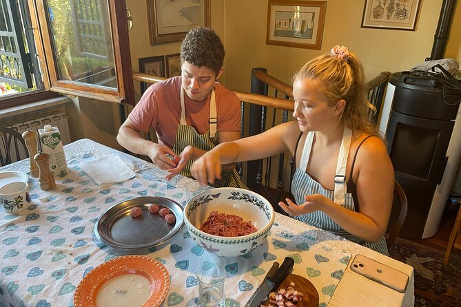 Cooking & Eating With Locals in Their Home Kitchen in Rome - Host Experience and Reviews