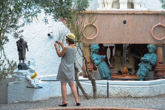 Dali Museum, Dali House & Cadaques Private Tour From Barcelona - Exploring Figueres: The Dalí Theatre-Museum
