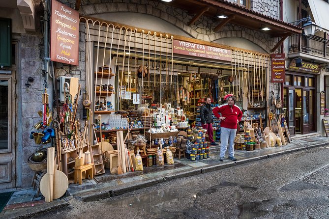 Delphi English Day Trip From Athens With Official Guide - Traveler Feedback and Ratings
