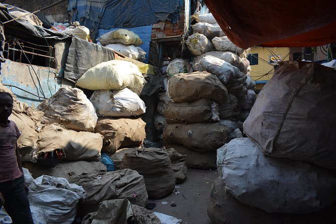 Dharavi slum tour in Mumbai by Female tour guides of the slum - Authenticity and Impact: Why It Matters