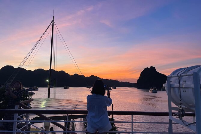 Erina Cruise Lan Ha Bay 2 days 1 night with roundtrip transfer - FAQs