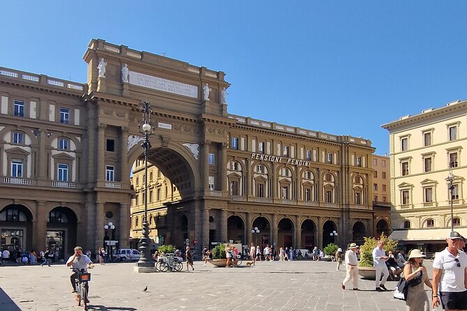 Florence Highlights Private Guided Walking Tour - Meeting and Accessibility
