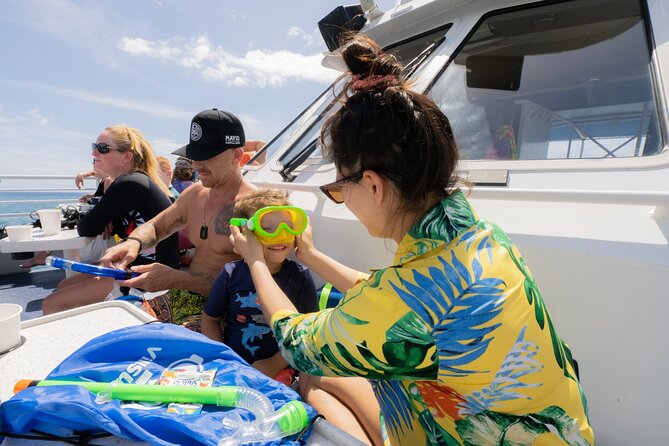 From Maalaea: AM Turtle Town Snorkel Aboard Quicksilver - Meeting Point and Check-In Procedures