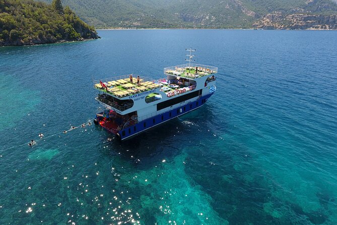 Full-Day Glass Bottom Semi Submarine Cruise Review - Group Size and Duration