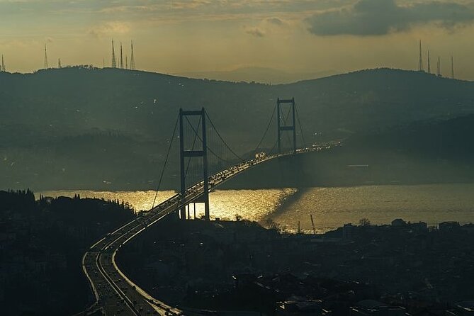 Full-Day Journey Between Two Continent of Istanbul (by Boat&Bus) - Dining on the Boat: Breakfast, Lunch, and Vegetarian Options