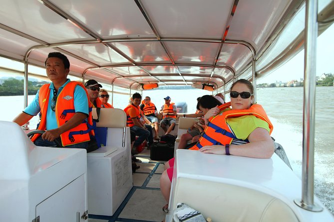 Full-Day Tour in the Cu Chi Tunnels with a Luxury Speed Boat - Authenticity and Review Insights