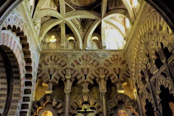 Guided Tour: Discover the 2 Great Monuments in Córdoba: Mezquita and Alcázar. - Highlights of the Mezquita-Catedral