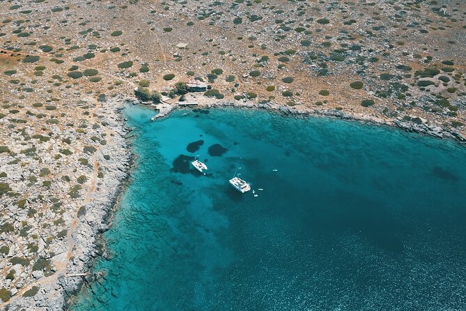 Heraklion: Dia Catamaran Tour, Lunch, Open Bar & Snorkeling - Culinary Experience: Mediterranean Lunch and Drinks