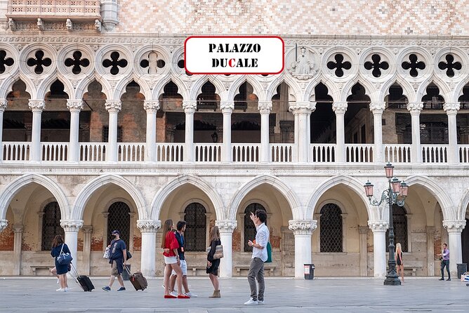 Hidden Venice Walking Tour & Gondola Ride Experience - Meeting and Pickup Details
