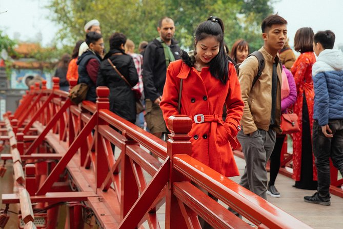 Highlights & Hidden Gems With Locals: Best of Hanoi Private Tour - Practical Tips for Visitors