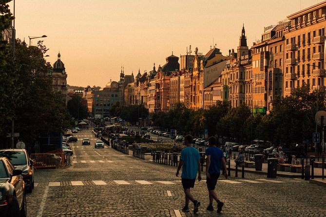 Highlights & Hidden Gems With Locals: Best of Prague Private Walking Tour - Traveler Experiences