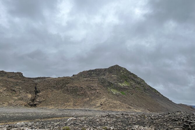 Hike to Mt Helgafell - Wildlife and Geology of Mt. Helgafell