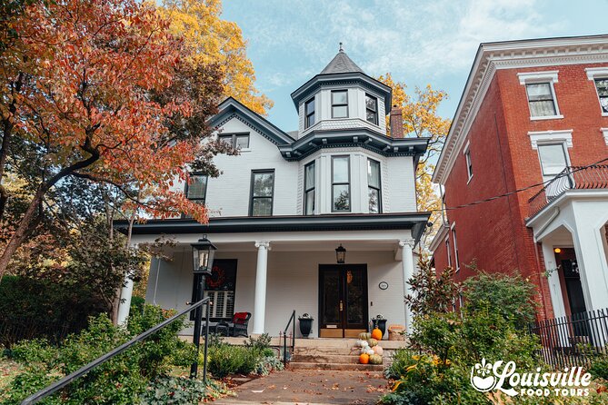 Historic Charm Tour: Food & History in the Victorian Highlands - The Atmosphere and Experience