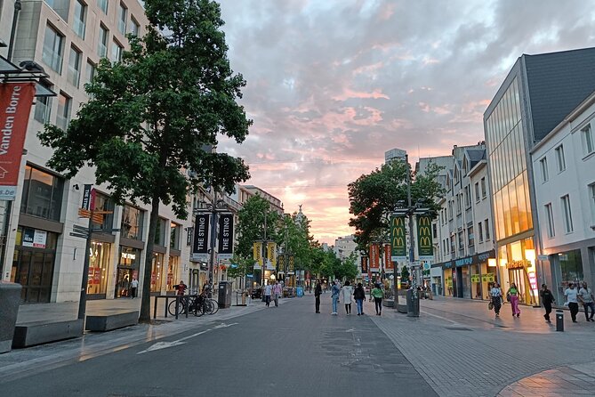 Historical Walking Tour in Antwerp Old City - Architecture and Design Elements