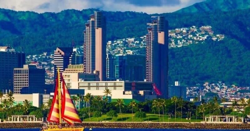 Honolulu: South Shore Open Sail - FAQ