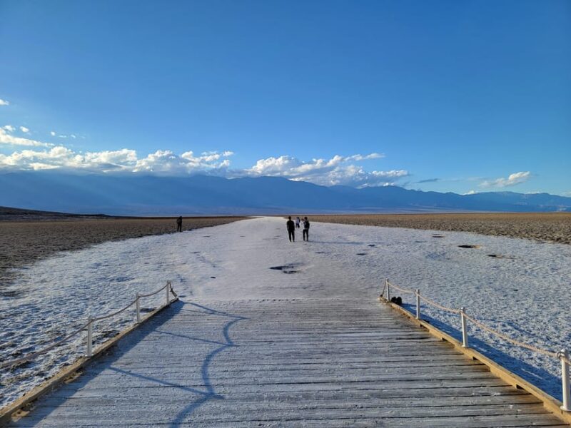 Las Vegas: Death Valley Sunset and Stargazing Day Tour - The Value of the Experience