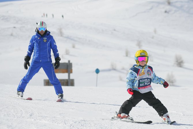 Lessons in Mini-Group - 3 Hours a Day - Skiing - Meeting and End Points Detailed