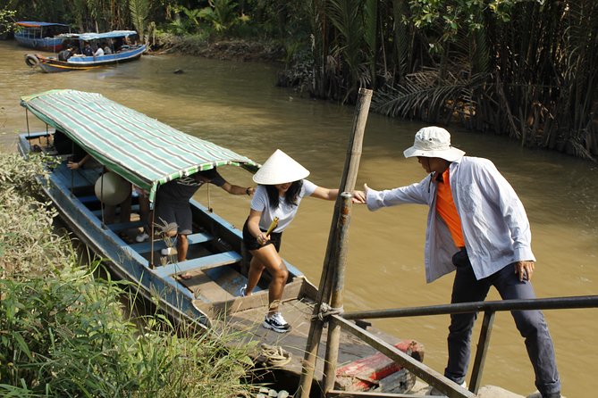 Mekong Delta Tuk Tuk, Vinh Trang pagoda and hand Rowing Sampan - Overall Value and Suitability