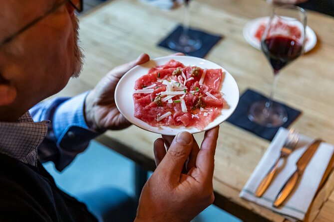 Milan: Navigli Food & Drinks Tour With Eating Europe - Cultural Insights From Local Guides