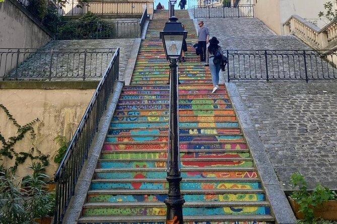 Montmartre La Bohème: 2CV, Walking & Tasting - 3H - Culinary Delights of Montmartre