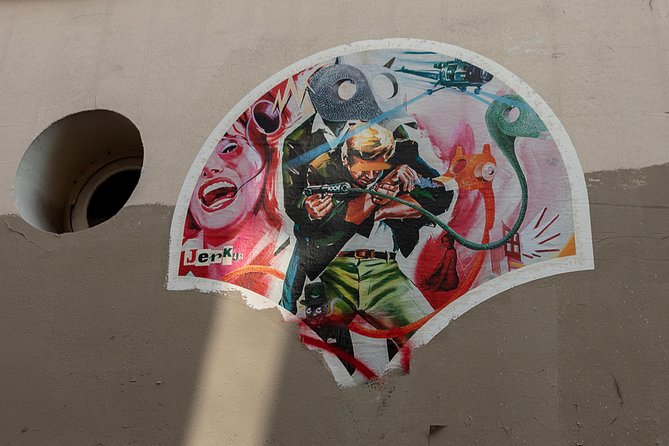 Montmartre Street Art Tour With an Artist - Meeting Point and Pickup Details