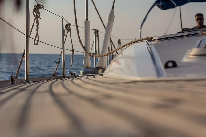 Morning Caldera Sailing Cruise - Meeting and Pickup Information