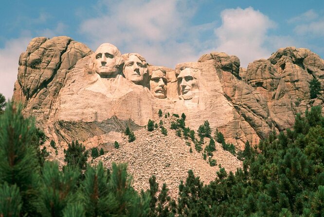 Mount Rushmore and Black Hills Tour with Two Meals and a Music Variety Show - Frequently Asked Questions