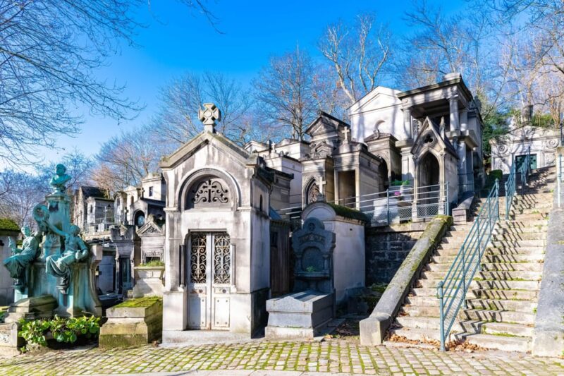 Mysteries of Père Lachaise - Unraveling the Mysteries of Abelard and Héloïse