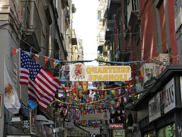 Naples Historical Panoramic Walking Tour: Rich and Poor Areas - Discovering the Spanish Quarter