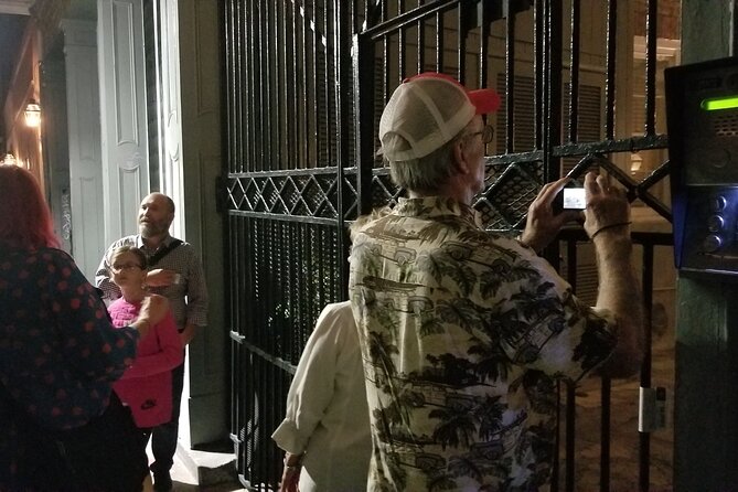 New Orleans Evening Small-Group Haunted Walking Tour - Tour Experience