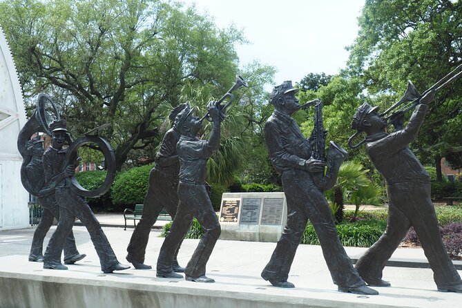 New Orleans French Quarter and Voodoo History Walking Tour - Tour Guide Experiences and Reviews