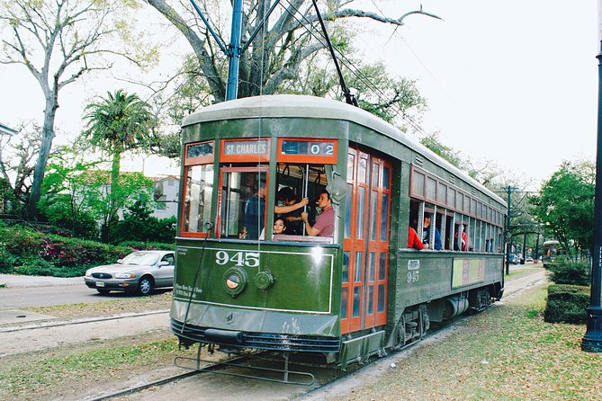 New Orleans Garden District and Lafayette Cemetery Tour - Why This Tour Gets Such Good Reviews