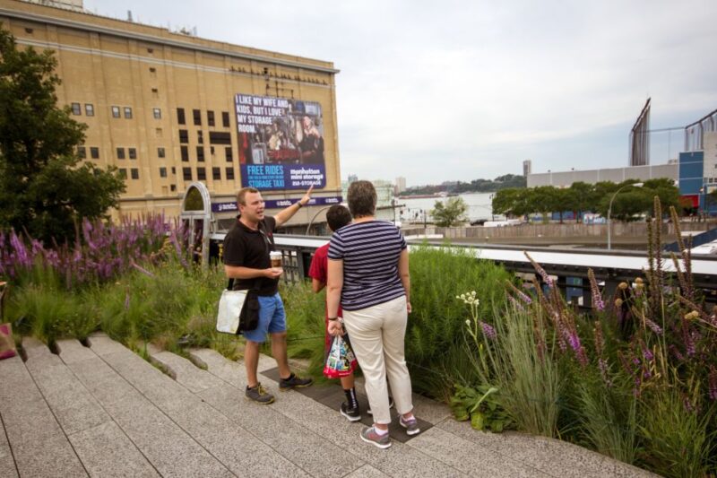 New York City: High Line and Greenwich Village Combo Tour - Greenwich Village: A Neighborhood Full of Character and Great Eats