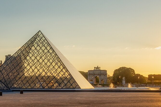 Paris Louvre and Orsay Museums Masterpieces Private Day Tour - Exploring Famous Artworks