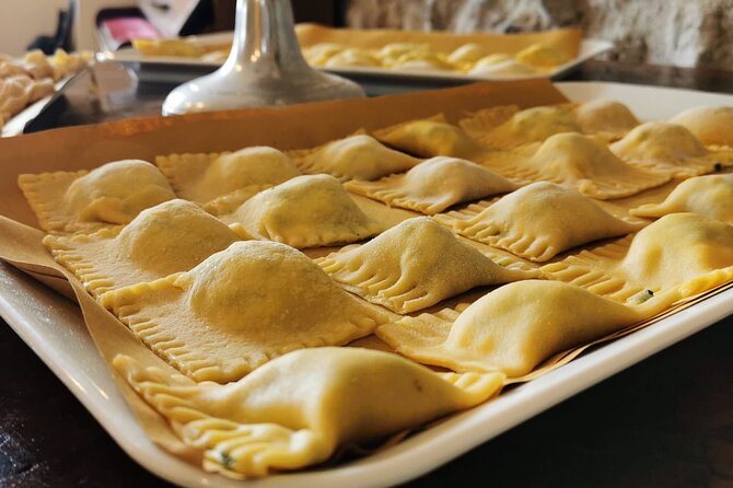 Pasta Masterclass and Wine Tour in the Minardi Vineyard - Guided Tour of the Vineyard and Farmhouse