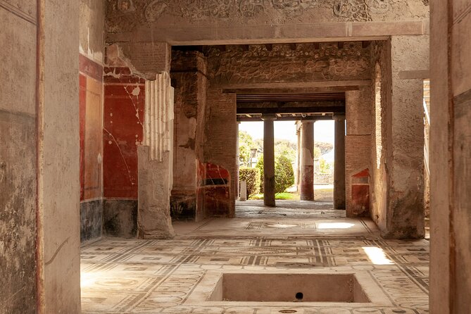 Pompeii Guided Tour & Lunch Review - Sipping History: Winery Visits and Tastings
